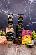 Buy SLIMZA Diwali Hamper of Detox Tea, Oats Chips, Berry Mix, Seeds Mix, Gift Card, Decorative ...