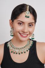 Buy Divisha Alloy Gold-plated Delicate Green Jewel Set Online at Best ...