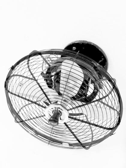 Cinni High-Speed 300mm Cabin Fan,Black - JioMart