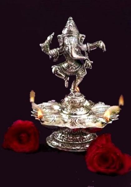 Denique Metal Panch Mukhi Diya,Deepak Deepam With Dancing Ganesha Home ...