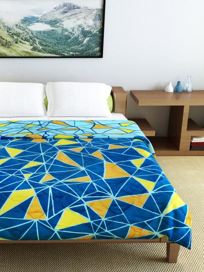 Divine Casa Blue and Orange Geometric Microfiber Polyester Double Reversible Comforter 250 x 225 ...