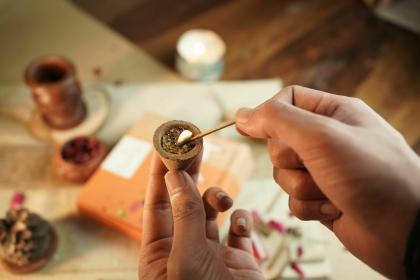 Nirmalaya - Cow Dung Havan Cups | 15 Havan Cups Loban Guggal for Pooja ...