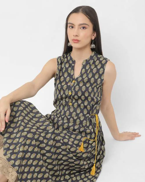 Buy Floral Print A-line Kurta with Side Tie-Up Online at Best Prices in ...