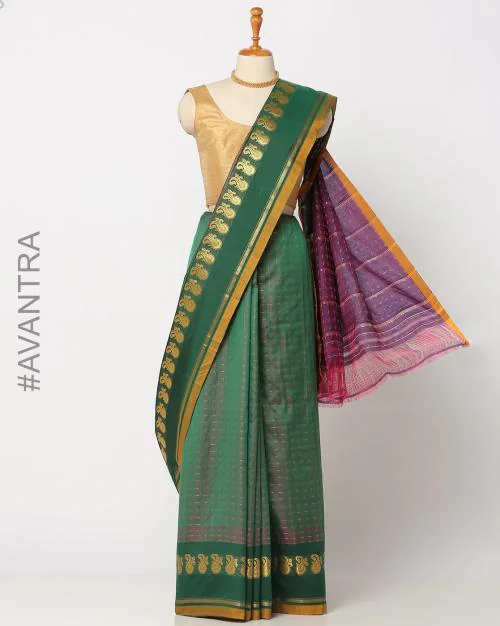 Buy Checked Saree with Zari Border Online at Best Prices in India ...