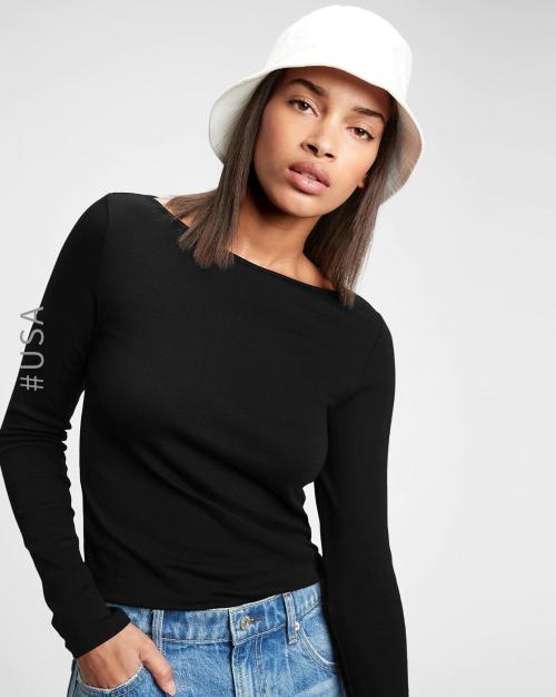 Buy Fitted Boat Neck Full Sleeves T-Shirt Online at Best Prices in ...