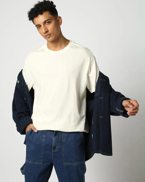 Buy Men Relaxed Fit Crew-Neck T-Shirt Online at Best Prices in India - JioMart.