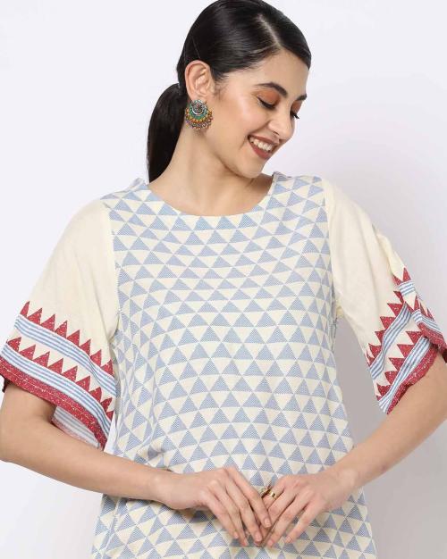 Buy Geometric Print Top Online at Best Prices in India - JioMart.