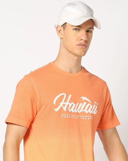 Buy Men Hawaii Print Regular Fit Crew-Neck T-Shirt Online at Best ...