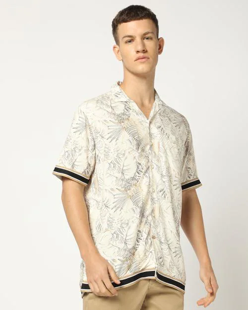 Buy Men Leaf Print Regular Fit Shirt Online at Best Prices in India ...