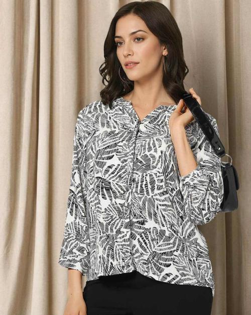 Buy Women Geometric Print Regular Fit Top Online at Best Prices in ...