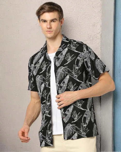 Buy Men Leaf Print Regular Fit Shirt Online at Best Prices in India ...