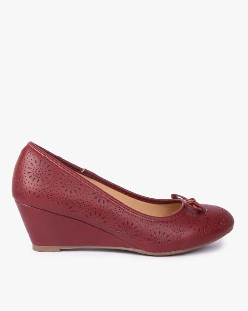Buy Laser-Cut Wedges with Bow Accent Online at Best Prices in India ...