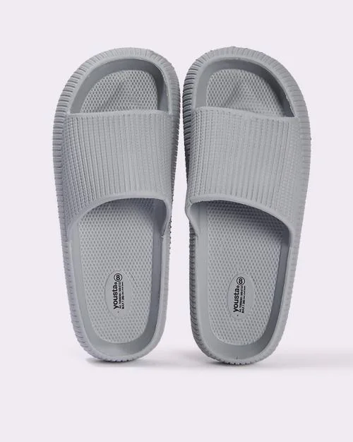 Buy Women Textured Slides Online at Best Prices in India - JioMart.