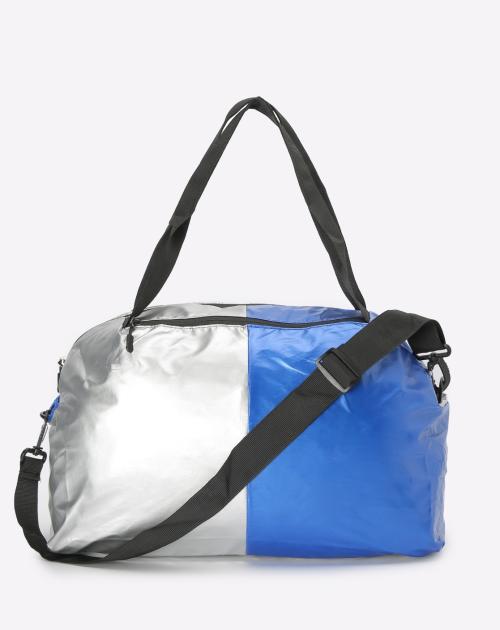 Buy Colorblock Duffel Bag with Detachable Strap Online at Best Prices ...