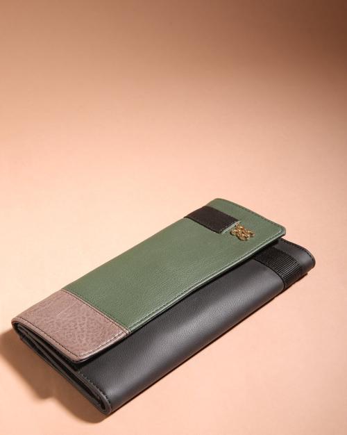 Buy Colourblock Bi-Fold Wallet Online at Best Prices in India - JioMart.