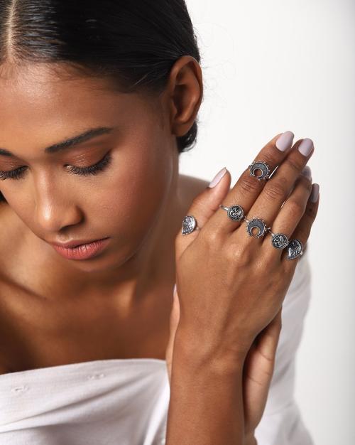 Buy Set Of 3 Silver-Toned Toe Rings - TR-KM-212 Online at Best Prices in India - JioMart.