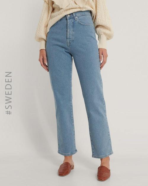 Lightly Washed Straight Fit Jeans - JioMart