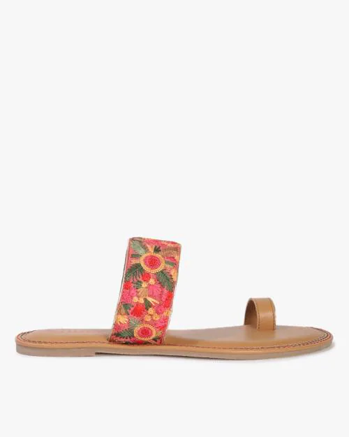Buy Embroidered Toe-Ring Sandals Online at Best Prices in India - JioMart.