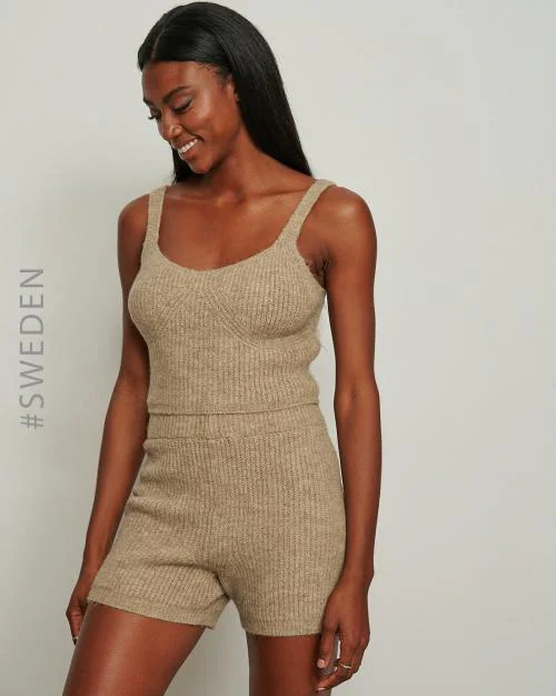 Buy Ribbed V-Neck Crop Top Online at Best Prices in India - JioMart.