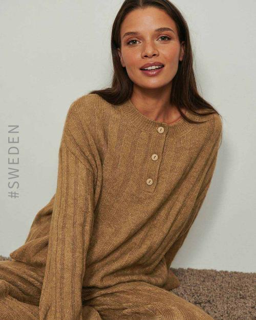 Buy Ribbed Round-Neck Pullover Online at Best Prices in India - JioMart.