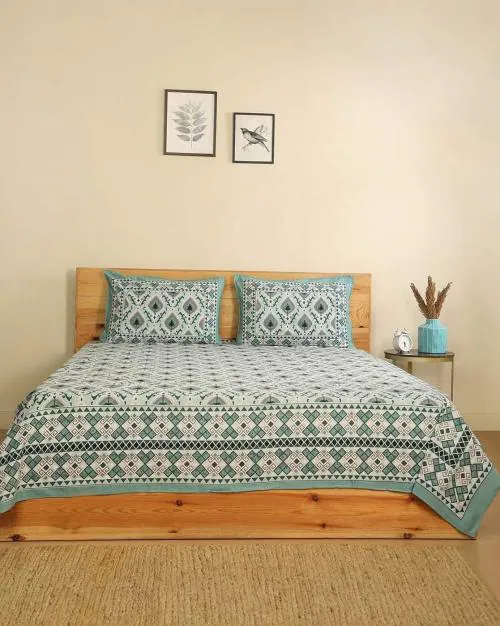 Buy Sanganer Print Cotton Double Bedsheet with 2 Pillow Covers Online ...
