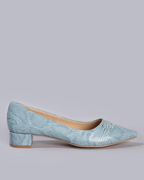 Buy Women Reptilian Pattern Pointed-Toe Pumps Online at Best Prices in India - JioMart.