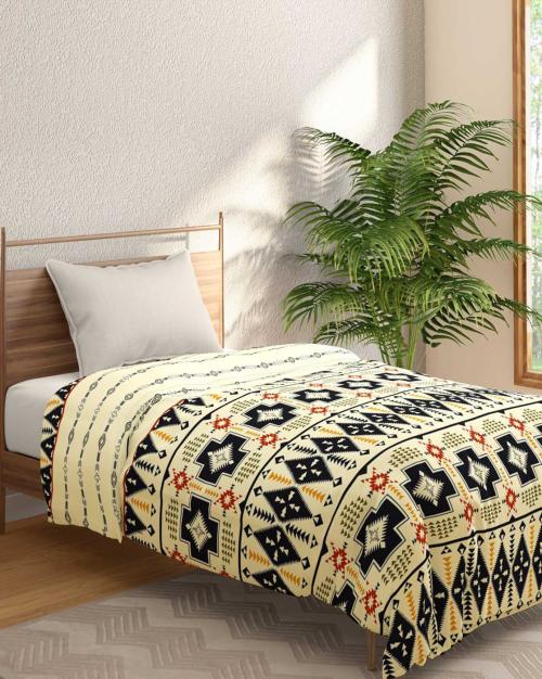 Buy Tribal Print Single Size Comforter Online at Best Prices in India ...