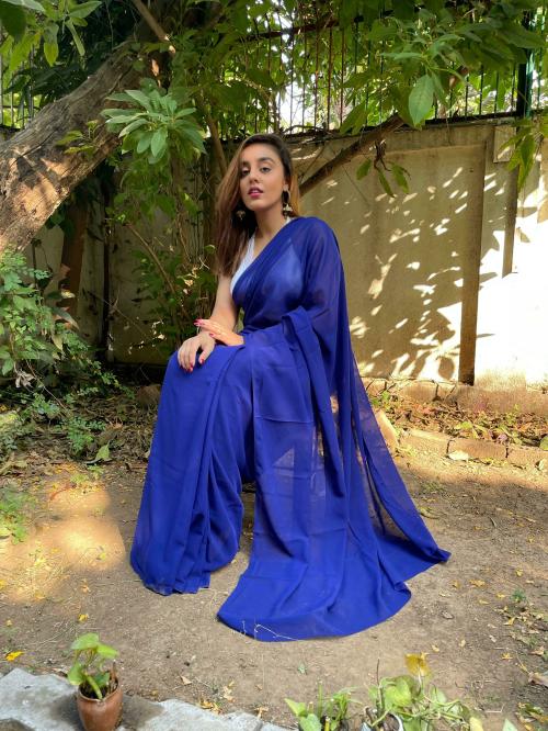 Buy Anand Women Blue Solid Georgette Single Saree Online at Best Prices ...