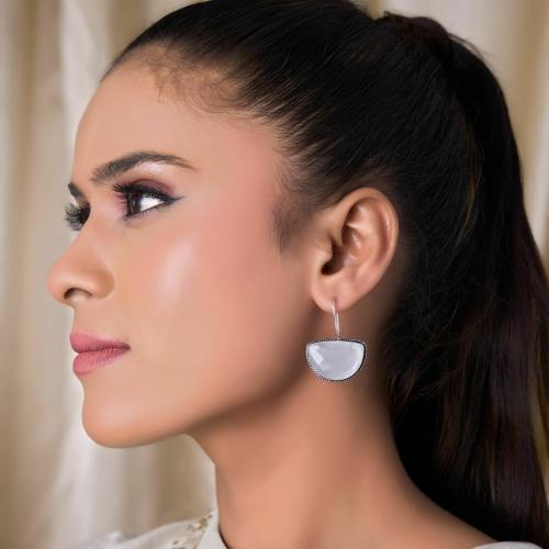 Buy VIHAA JEWELLERY EARTHY ELEGANCE VIHAA JEWELLRY EARRING Online at ...