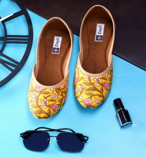 Buy Zoyi Ethnic Textile Print Juti & Mojari For Wedding & Ethnic Wear Jutis For Women (Yellow ...