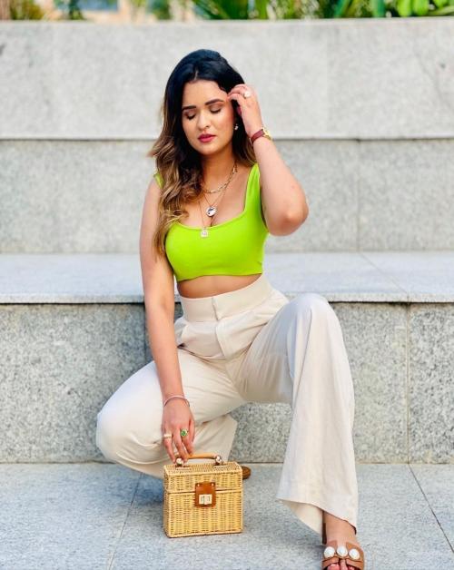 Buy Lime Basic Crop Top Online at Best Prices in India - JioMart.