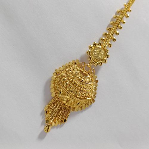 Buy PRANATI Gold-Plated Maangtika Bridal Tika Tikuli High Polish Gold ...