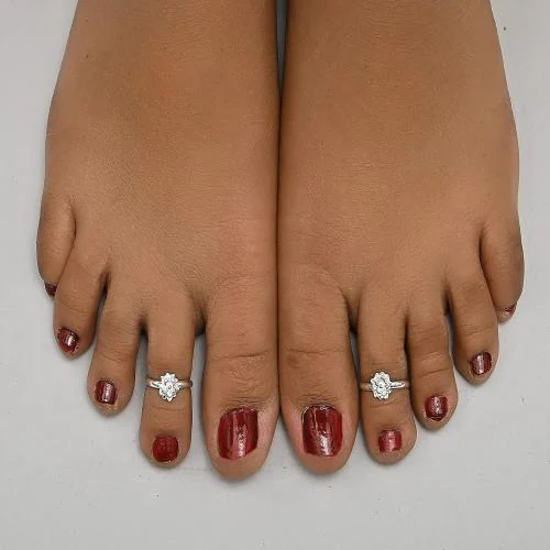 Buy PAAVNI 925 Sterling Silver Flower Style Glossy white Toe Rings for ...