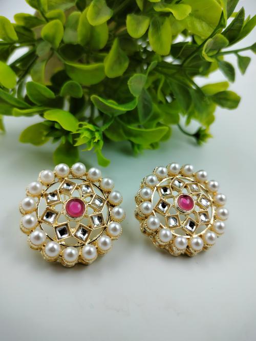Buy Divisha Stud Earring RWW Online at Best Prices in India - JioMart.