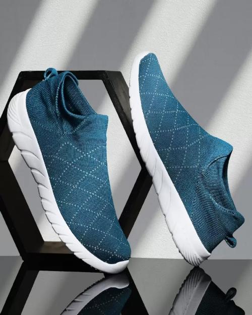 Buy Flow Lightweight Casual Shoes with High Quality Sole | Sneakers ...