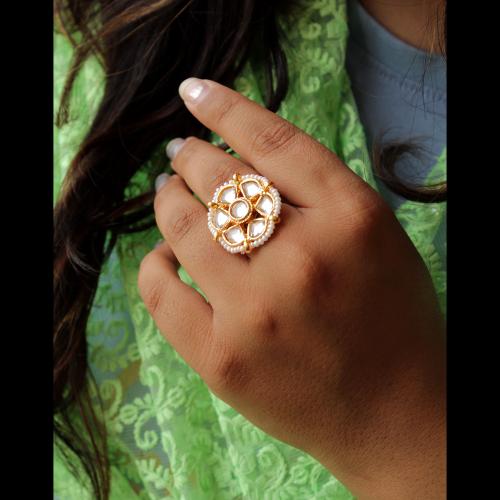Buy Kundan bloom Ring Online at Best Prices in India - JioMart.