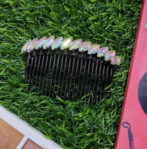 Buy Deepti Chandna Designs Exclusive & Elegant Embellished Rainbow Comb ...