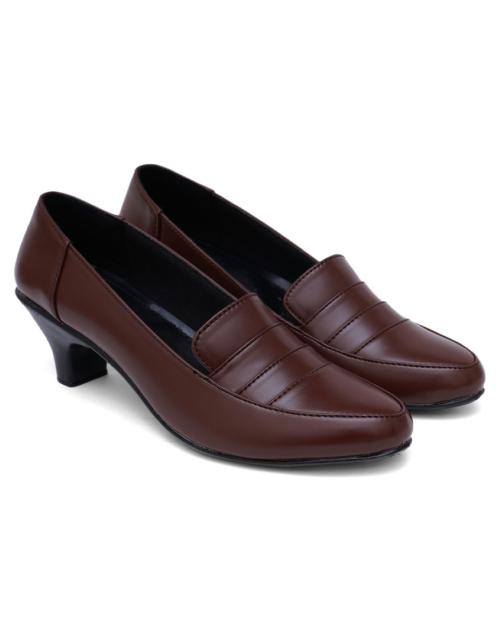 Buy Banuchi women Brown wedges bellies Online at Best Prices in India ...