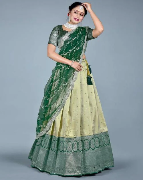 Buy HALFSAREE STUDIO Green Kanchipuram silk Half Saree for Women Online ...