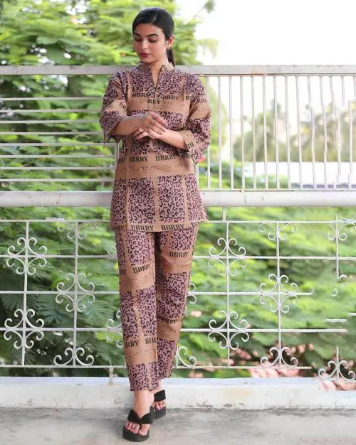 Buy LEELI PEERI DESIGNER Women Typographic 2-Piece Co-Ord Set Online at Best Prices in India ...