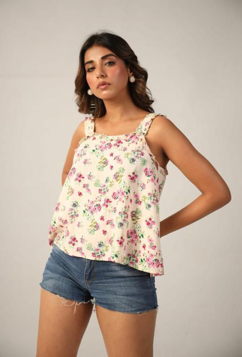 Buy June 9 Clothing Women's Breezy Blossom Crop Top Online at Best Prices in India - JioMart.