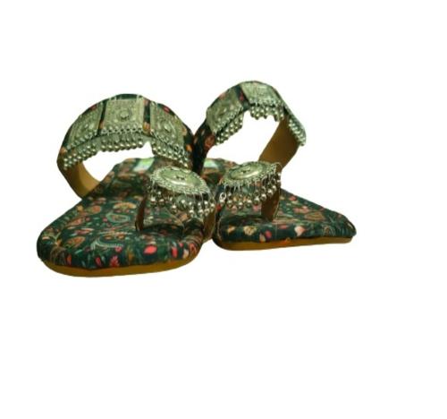 Buy DEAS Yekshit Footwear Sports Wears Women's Jutti Mojari Bellies ...