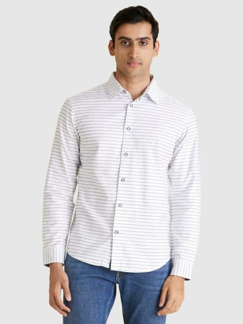 Buy Celio Mens White Solid Casual Shirt By Celio Online at Best Prices ...