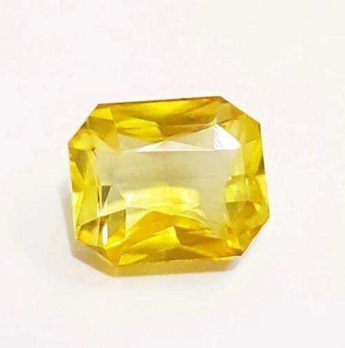 Buy The Gallery Of Gemstone 5.25 Carat Yellow Sapphire Stone Natural ...