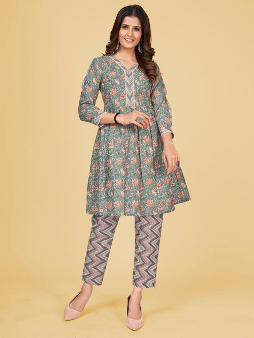 Buy Avsar Women's Pure Cotton Flared Short Top and Pant-XL Online at ...