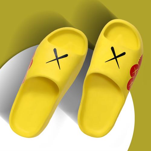 Buy Doctor Super Soft Lightweight Yellow Slides for Men (Pack of 1 ...