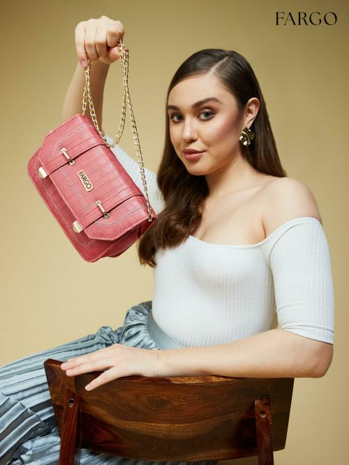 Buy Fargo Pink Sling Bag FGO-641 Online at Best Prices in India - JioMart.
