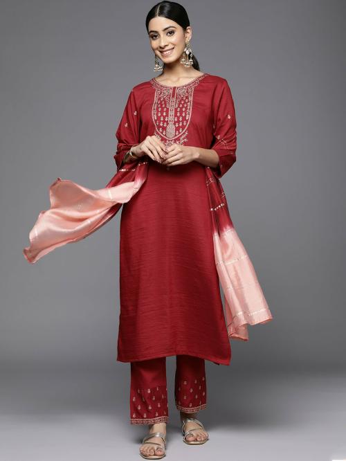 Buy Varanga Maroon Embroidered Kurta With Embroidered Trouser And Ombre ...