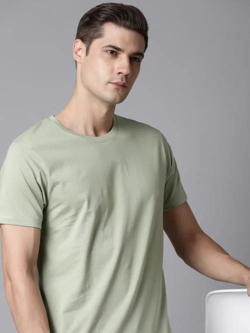 Buy Maxzone Men Green Solid 100% Cotton Single Tshirts Online at Best ...