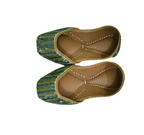 Buy DEAS Yekshit Footwear Sports Wears Women's Jutti Mojari Bellies ...